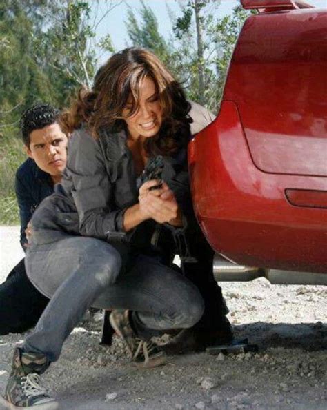 Miserable Generalizar árabe El Rostro De Analia Actores Camión