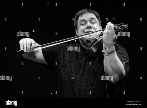 John Pearce Plays Jazz Violin With Dave Newton On Piano Scarborough