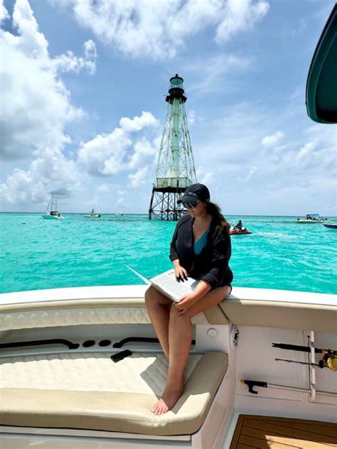 Meet Jennifer Vigoa Canvasrebel Magazine