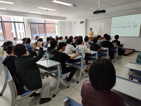 张洁带队赴江苏农牧科技职业学院动物科技学院开展调研 动物科技学院