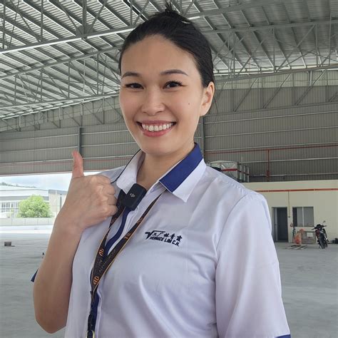 各位大哥大姐 不好意思啊 最近有点忙 Hahaha ， 小妹我会尽快回复大家哦 ～ 工厂 工厂林青霞 马来西亚 女人 个人ip