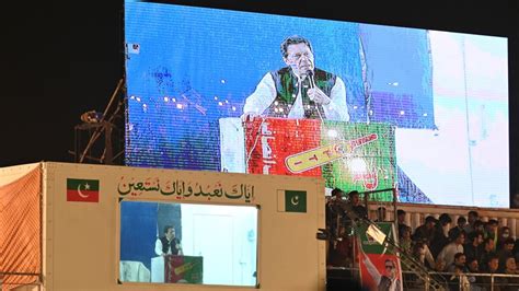 Pakistani Ex Pm Khan Sets Out Economic Rescue Plan At Rally