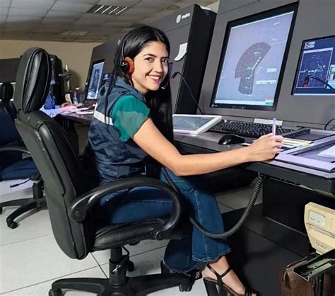 Mengenal Air Traffic Controller Berikut Tugas Dan Tanggung Jawabnya