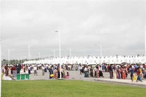 မာရဝိဇယဗုဒ္ဓရုပ်ပွားတော်မြတ်ကြီးအား အနယ်နယ်အရပ်ရပ်မှ ရဟန်း၊ ရှင်လူဘုရားဖူးပြည်သူ ၈၀၀၀၀ ခန့