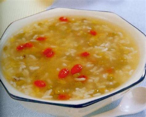 綠豆枸杞粥常食可以減肥輕身促進排毒 每日頭條