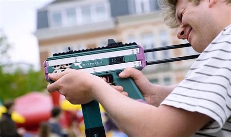 Raspberry Pi Stinger Blaster Makes Ordinary Nerf Guns Look Tame TechSpot