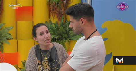 Catarina Miranda implacável João Oliveira Não te enterres mais