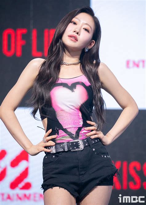 더쿠 키스오프라이프 ‘kiss Of Life 발매 프레스 쇼케이스 기사사진