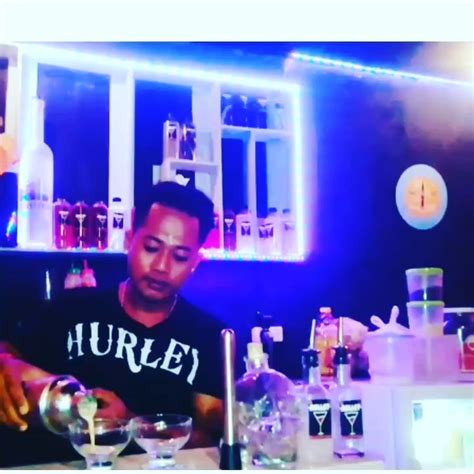 Black Rollet Bar Black Rollet Bar • Instagram Photos And Videos