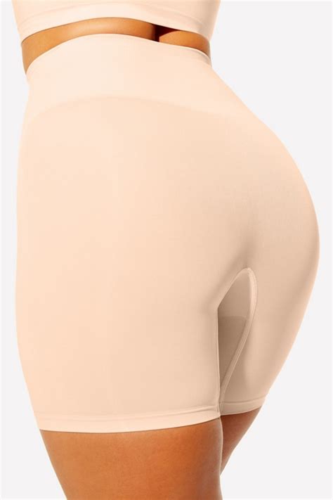 Nearly Naked Shaping High Waist Short Fabletics
