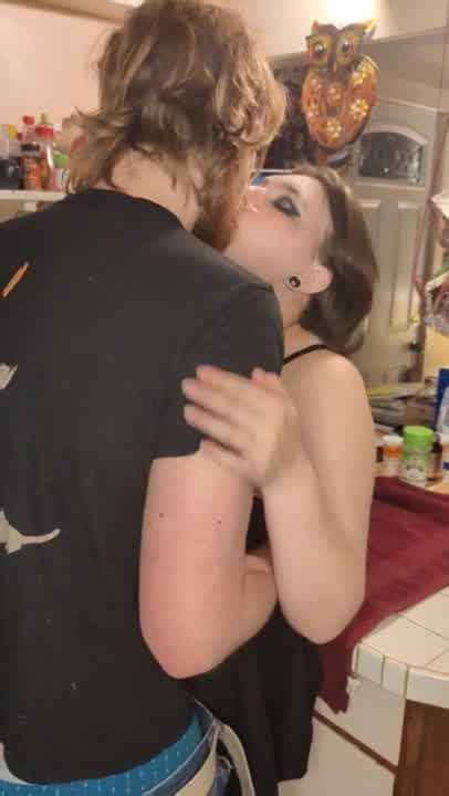 Obese Alt Dame Gets Pounded On The Kitchen Counter Hotntubes Com