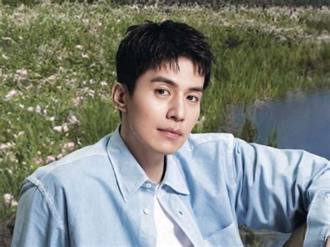 Lee Dong Wook Pertimbangkan Tawaran Jadi Duda Di Drama Baru