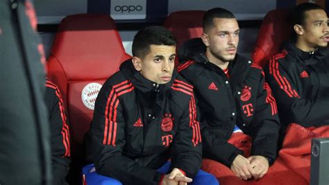 Барселона се включва в битката за Кансело