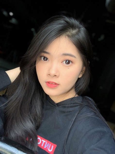 Pin Oleh JKT Members Di Fiony Alveria Tantri Selebritas Gadis Wanita