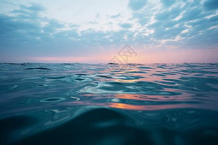 夏季美丽的日出海洋景观高清图片下载 正版图片600830396 摄图网