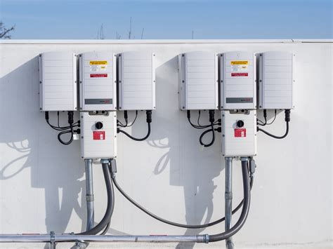 Solaredge Tumbles On Significantly Reduced Q4 Outlook Pv Magazine Usa