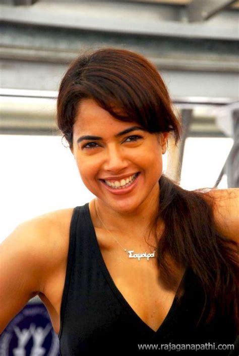 Sameera Reddy In Gym Without Makeup Photos Collecton Gateway To World Cinema