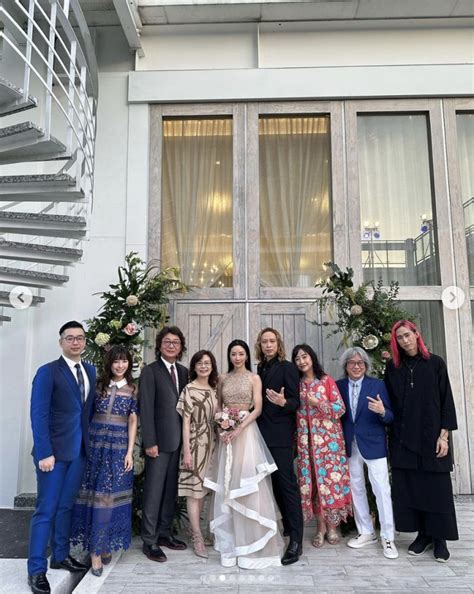 網紅「吸血鬼老師」結婚！婚禮合照曝 網驚：全家都超酷 Beanfun
