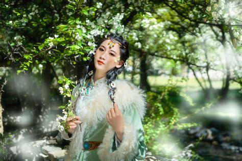 [artistic Language] 2023 07 19 April And Summer In The World V2ph