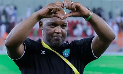 گاف تاریخی گزینه کاریزماتیک استقلال ۱۳ سال از سوتی عجیب موسیمانه گذشت؛ بدل تونی اولیویرا روی