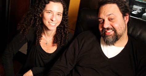 G1 Diretora Lança Dvd Sobre Yuka E Responde Crítica De Falcão Do Rappa Notícias Em Música