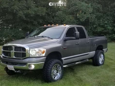 2007 Dodge Ram 2500 With 20x10 19 Hostile Sprocket And 33125r20