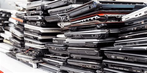 What Is The Macbook Flexgate Issue And How To Fix It