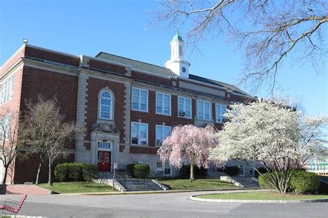 Alexander Hamilton High School 98 S Goodwin Ave Elmsford Ny 10523