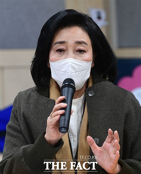 박영선 이재명 공천권 내려놓으면 리스크 탈출할 것 정치 기사 더팩트