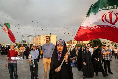 فرارو تصاویر گردهمایی انتخاباتی هواداران سعید جلیلی در میدان امام حسین صاحب‌خبر