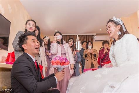我二婚嫁給初婚男，看到床單他高興壞了，我卻不開心 每日頭條