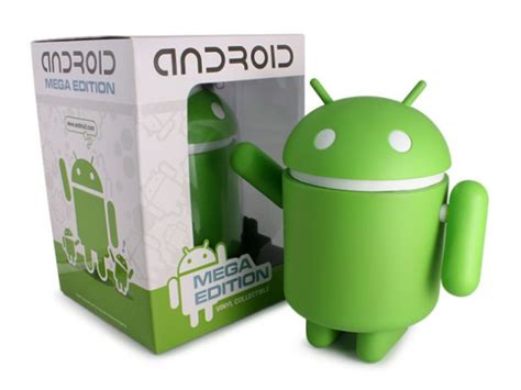 Dead Zebra Announces 10 Inch Mega Android Figurines