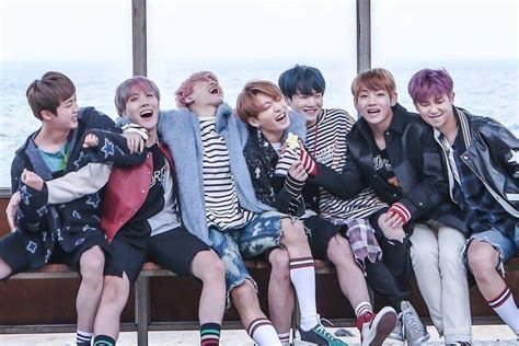Btss Spring Day Becomes Their 12th Mv To Hit 300 Million Views Soompi