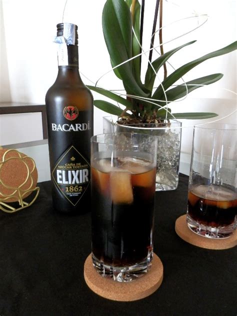 BacardÍ Elixir Se Registró Como Marca En 1927 Y Se Comercializó En Cuba Hasta El 1960 Hoy 50