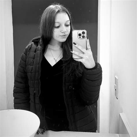 Bia (@_bia_s_silva_) • Threads, Say more