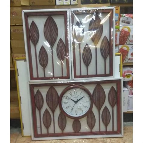 Plastic Anniversary Brown Decorative Wall Clock At Rs 350 In Bengaluru