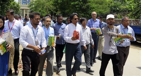 Ewu Students Commended For Traffic Management Efforts