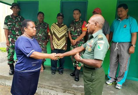 Peduli Pendidikan Generasi Bangsa Kodim Mimika Bantu Bangun MCK Di