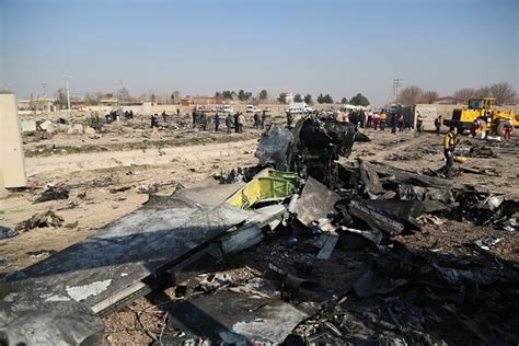 En Fotos El Trágico Accidente De Avión Que Dejó 176 Personas Muertas