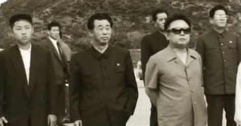 김주애 후계자 행보 김정일 수행하던 김정은 연상… 당시 사진 보니