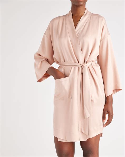 15 Best Lightweight Robes For Women Cozy For Home Or Travel
