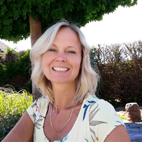 Isabelle Borsu Senior Cabin Crew Member Tui Linkedin