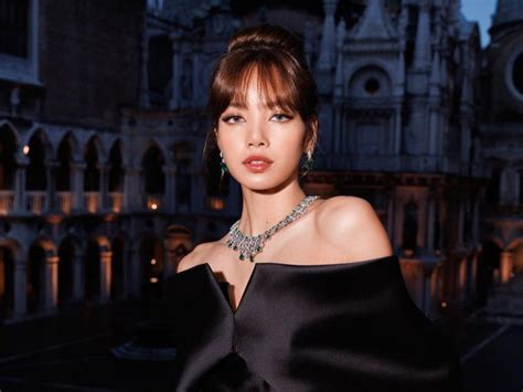 Cecah 100 Juta Pengikut Lisa Blackpink Tersenarai Dalam Individu