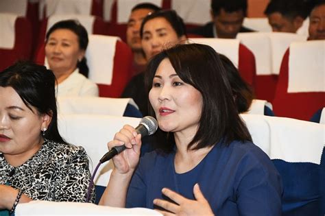 МОНГОЛ УЛСЫН ҮНДСЭН ХУУЛЬД ОРУУЛАХ НЭМЭЛТ ӨӨРЧЛӨЛТИЙН ТӨСЛИЙН ХЭЛЭЛЦҮҮЛЭГ ЯВАГДАЖ БАЙНА