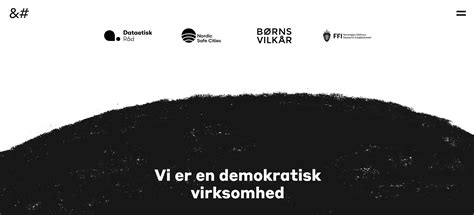 Afsløring En mand som der findes pornografiske fetich fokuserede videoer af til offentligt