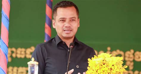 ឯកឧត្តមអភិសន្តិបណ្ឌិត ស សុខា ស្ញប់ស្ញែងចំពោះអង្គការ និងសប្បរសជន ដែលជួយសង់សាលារៀន បាន ៩០ខ្នង