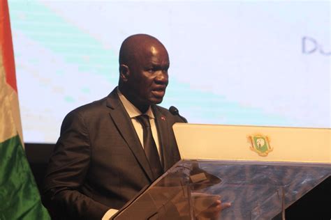 Elu à la tête de lAssemblée parlementaire de la francophonie les