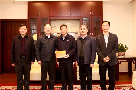 市领导看望慰问付贤智院士 福州大学新闻网
