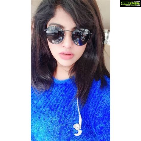 Naina Sarwar Instagram My Kinda Vibe🌸🐋 Gethu Cinema