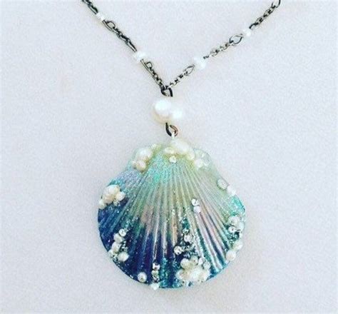 Pearl And Crystals Seafoam Glowing Mermaid Shell Necklace Etsy